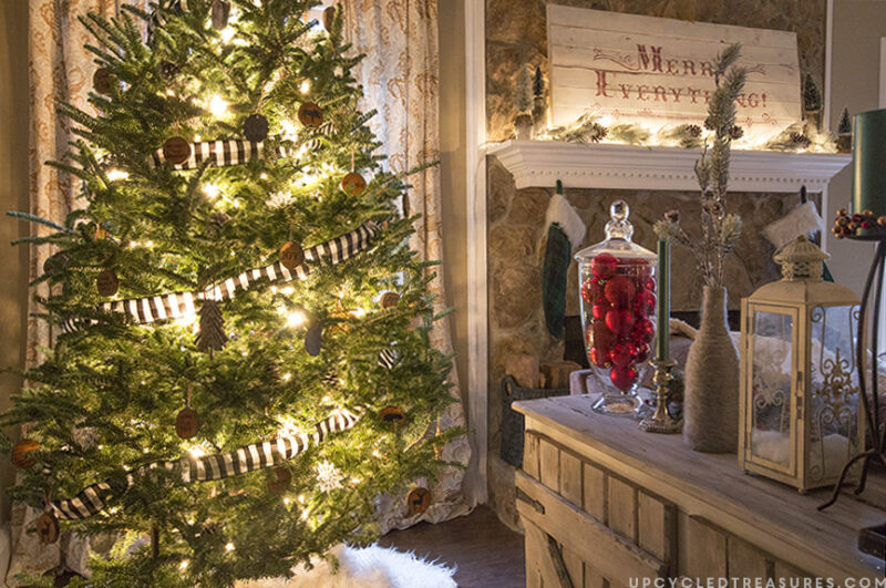 25 Rustic DIY Christmas Decorations You'll Love to Create
