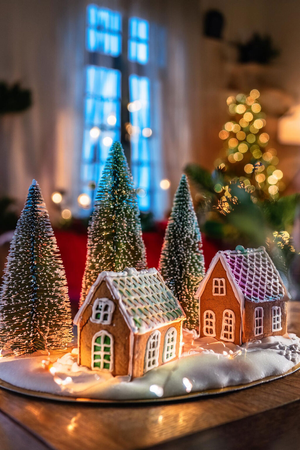 Magical Gingerbread House Decor for a Sweet Holiday
