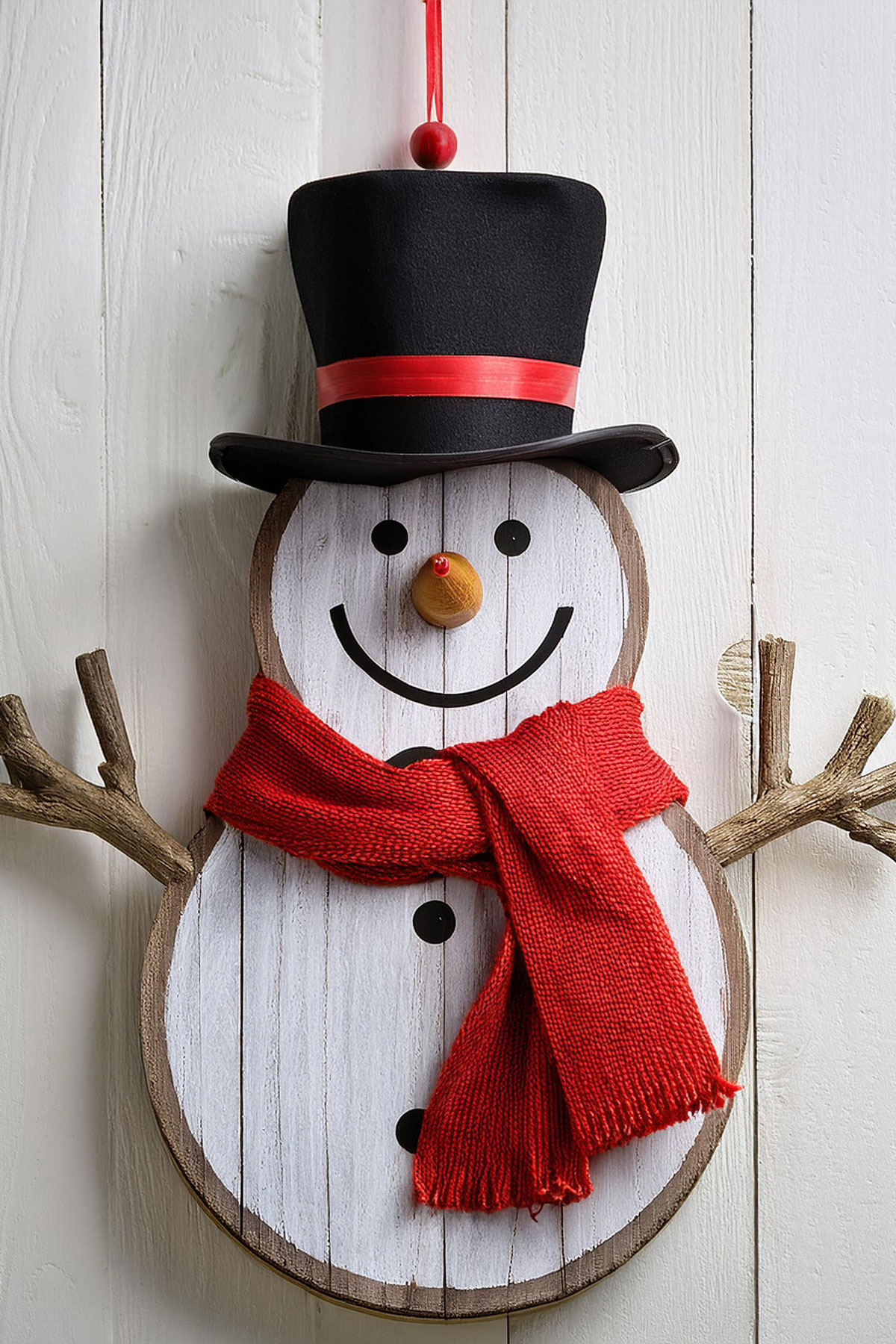 Cozy Up with Charming Snowman Wall Decor